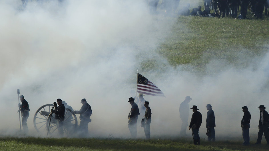FOTO: Amerika si připomněla 150. výročí rozhodující bitvy u Gettysburgu ...