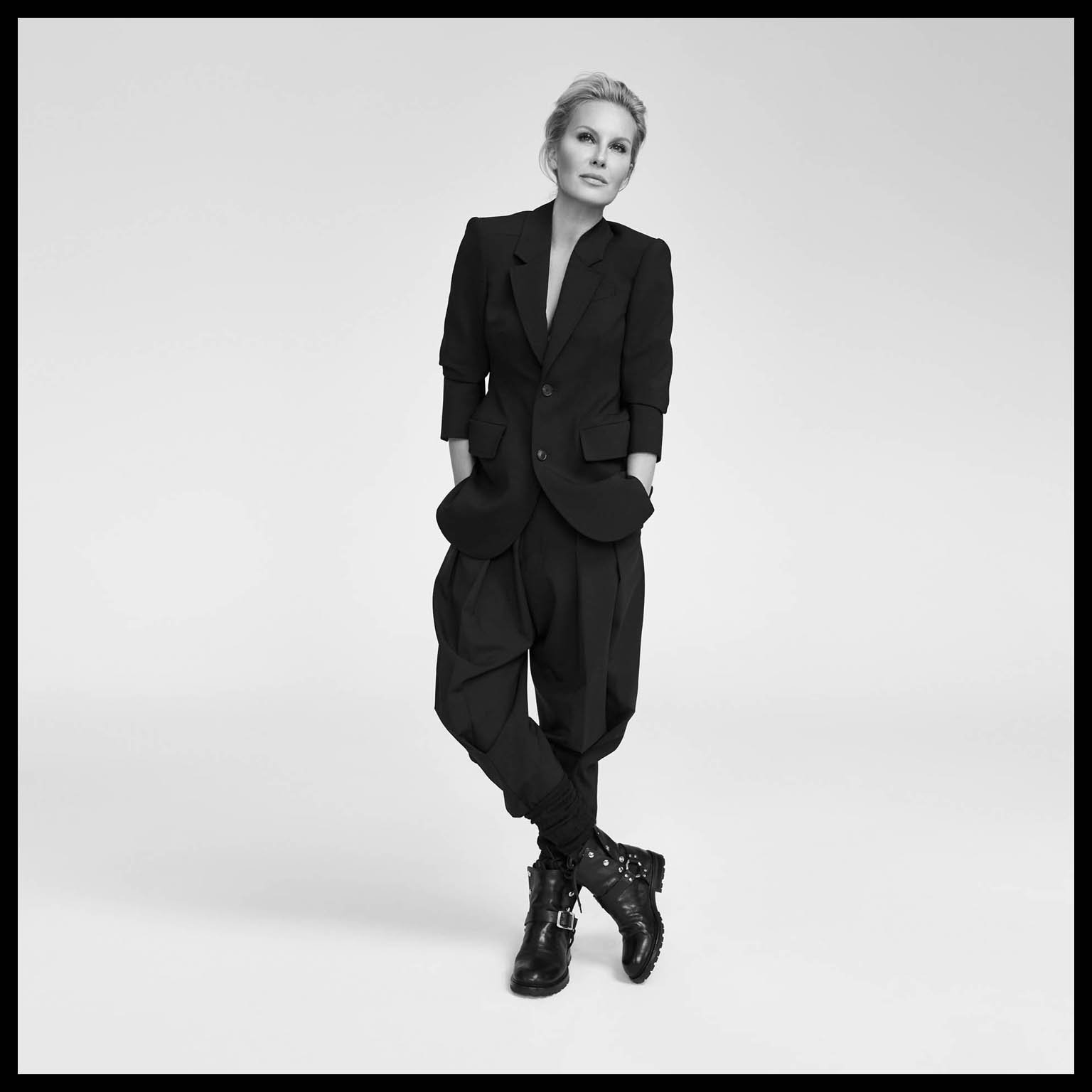 Simona Krainová: Instagram mi soukromí bere i dává | PROČ NE?!