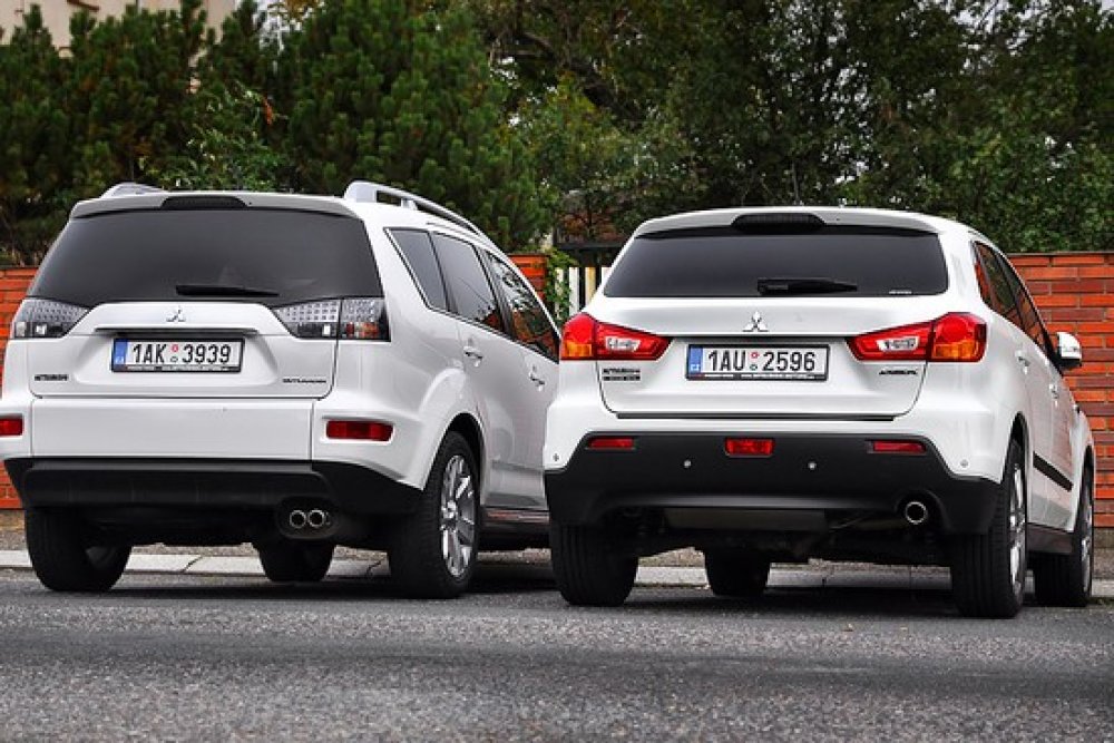 Test Mitsubishi ASX vs. Outlander: bratrovražedný souboj | ego!