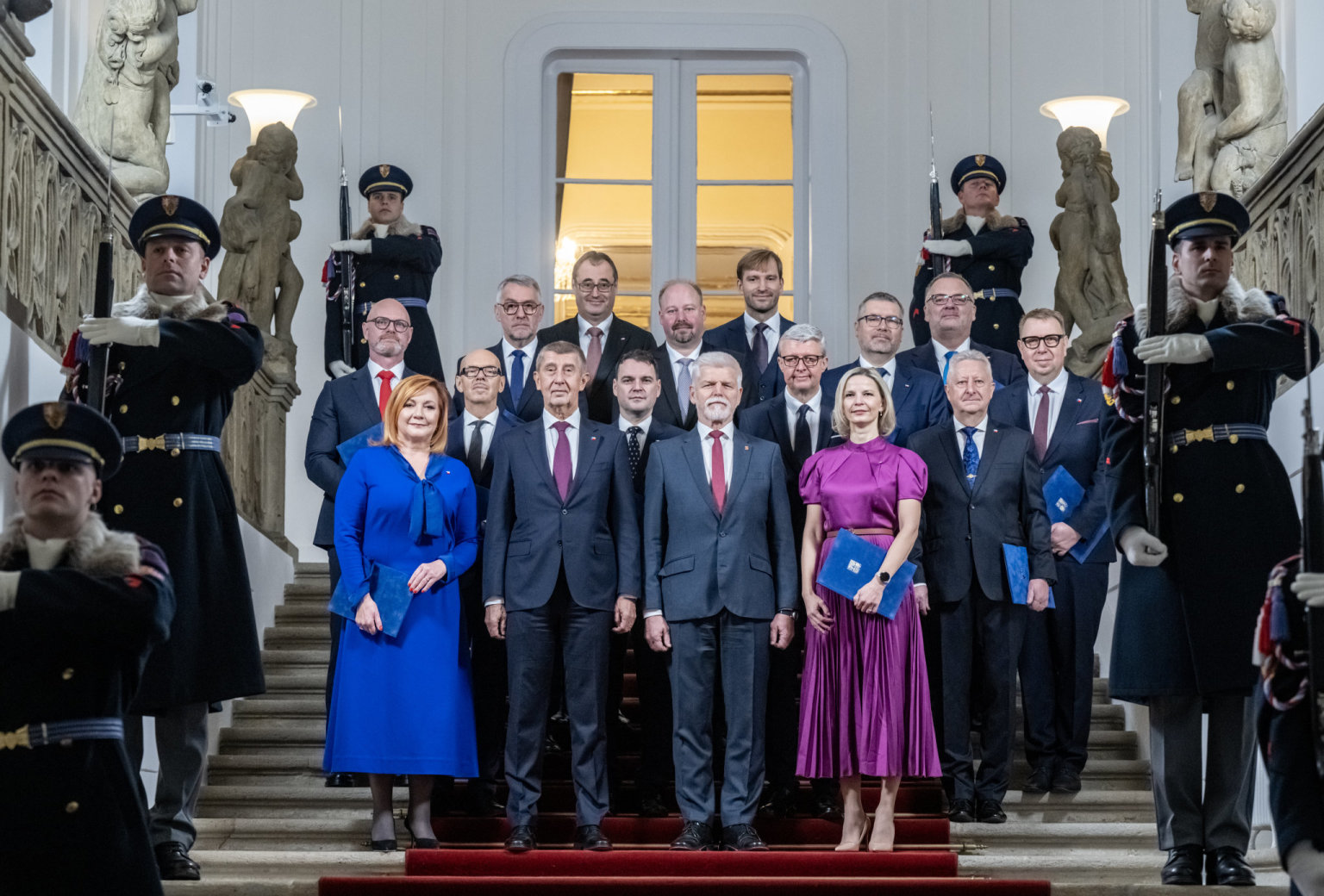 Vláda nechce sto dnů hájení, uděláme vše pro prosperitu Česka, řekl ...