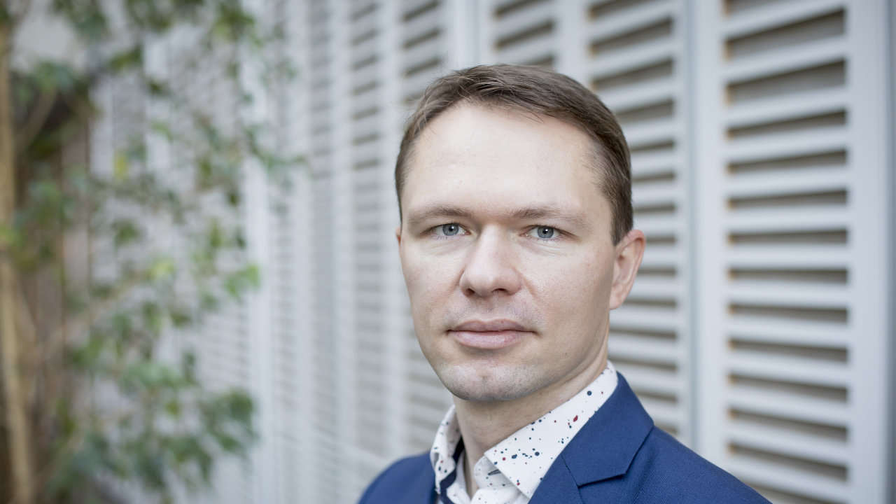Kudy na burzu? A kdy by na ni měla firma vstoupit? | Hospodářské noviny ...